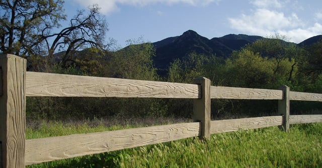 Precast Concrete Fence Systems | Hilltop Concrete | Flint, TX